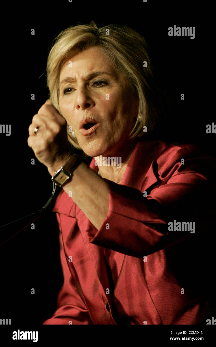 Nov. 2, 2010 - Los Angeles, California, U.S - Sen. Barbara Boxer, (D ...
