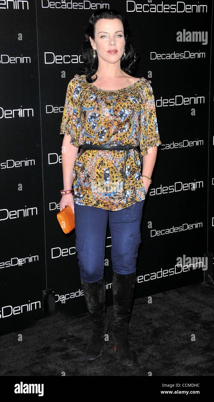 Nov 02, 2010 - Los Angeles, California, USA - Actress DEBI MAZAR at the ...
