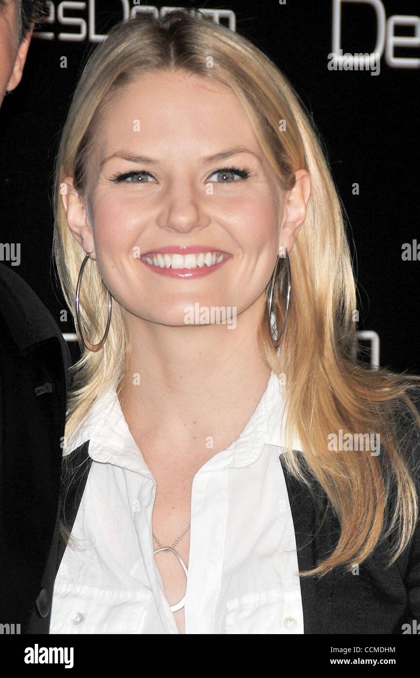 Nov 02, 2010 - Los Angeles, California, USA - Actress JENNIFER MORRISON ...