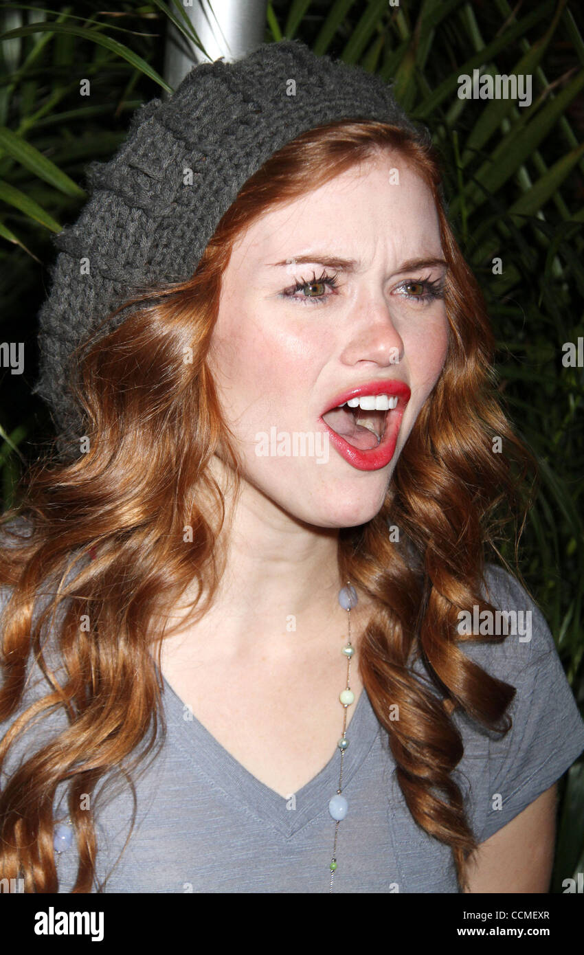 Nov. 3, 2010 - New York, New York, U.S. - Actress HOLLAND RODEN attends ...