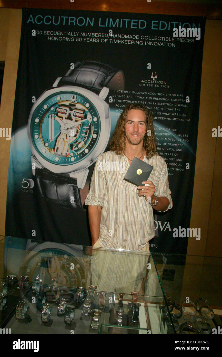 Nov. 4, 2010 - Hollywood, California, U.S. - I14790CHW .Bulova 50th ...