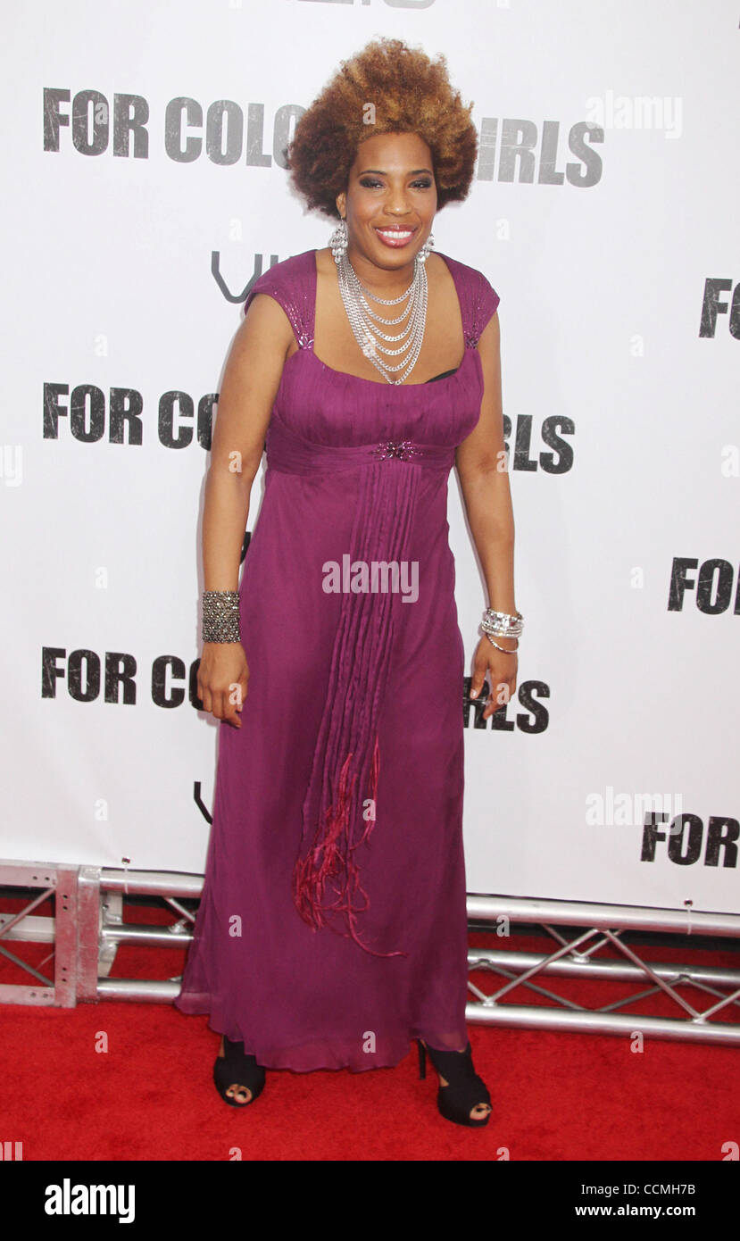 Oct. 25, 2010 - New York, New York, U.S. - Singer MACY GRAY attends the ...