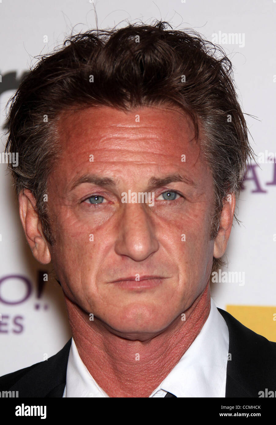 Sean Penn arrives for the 14th Annual Hollywood Awards Gala held at the ...
