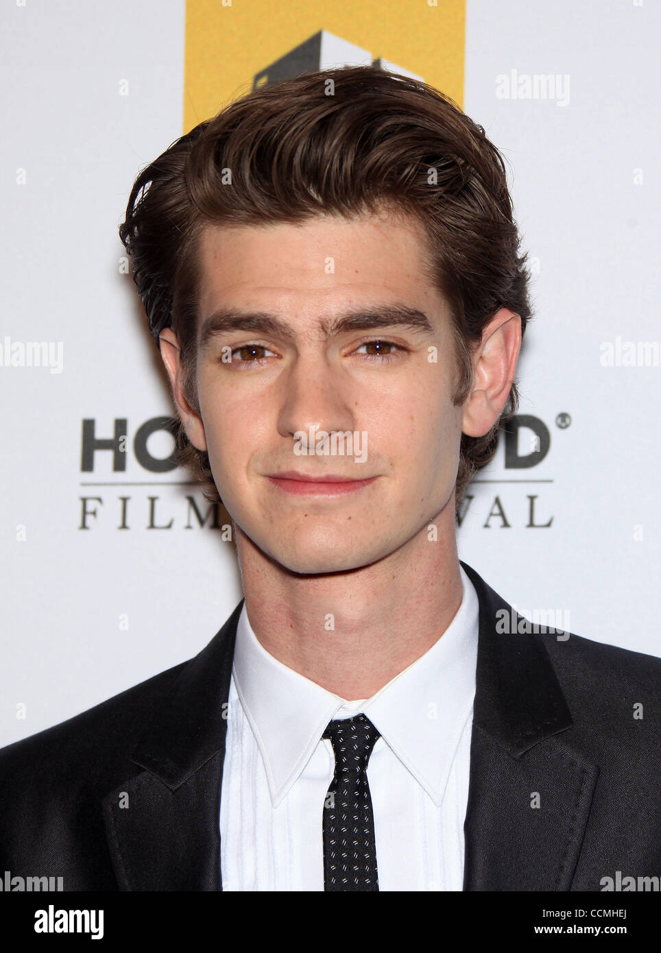 Andrew Garfield arrives for the 14th Annual Hollywood Awards Gala held ...
