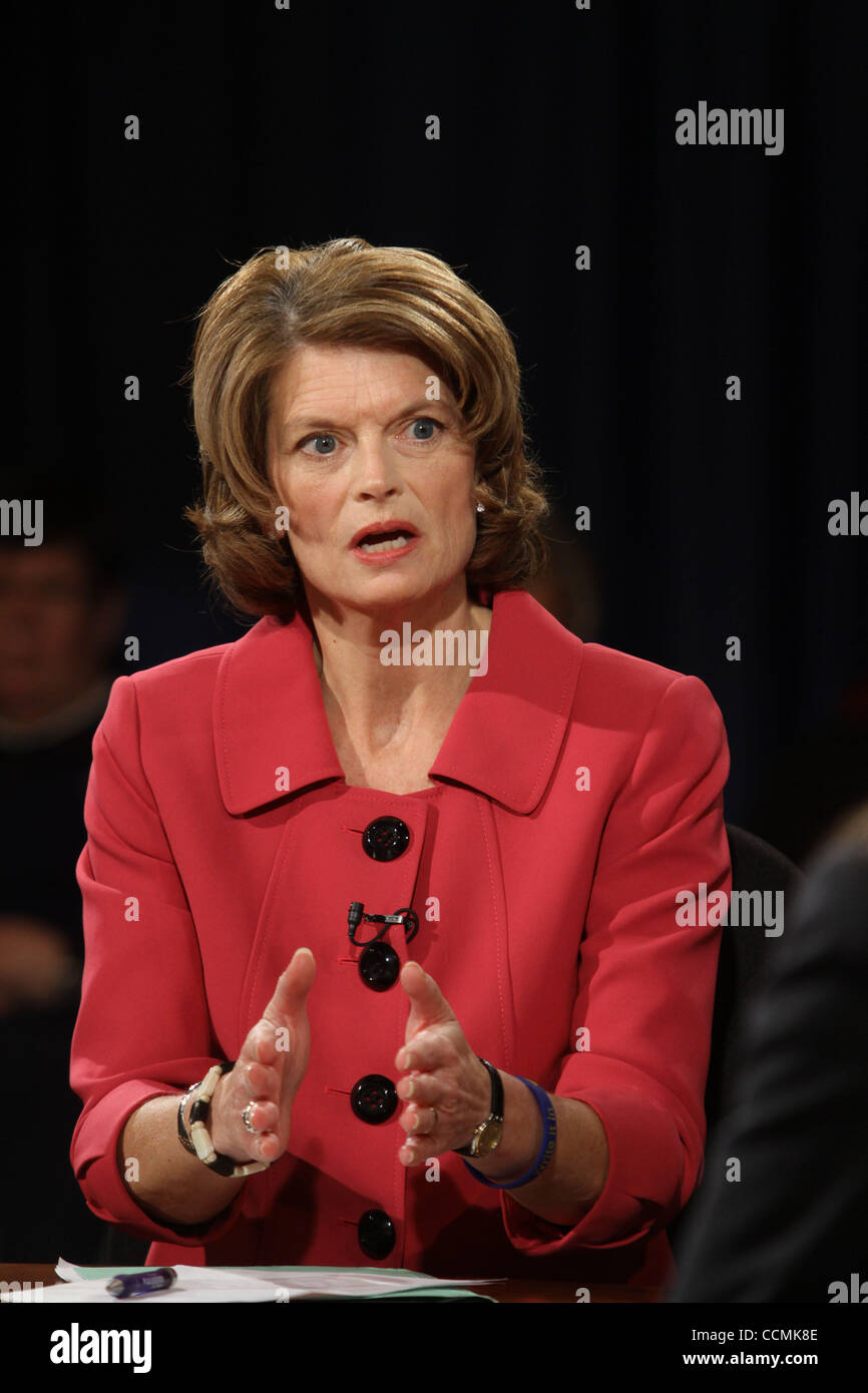Lisa murkowski 2010 hi-res stock photography and images - Alamy