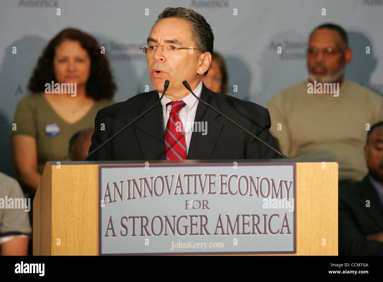 Jun 24, 2004; San Jose, California, USA; San Jose Mayor, RON GONZALEZ ...