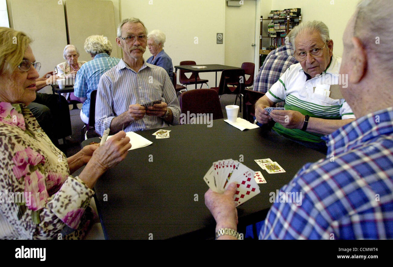 1602--- Gloria Juenger, left, Charlie Buckner and Joseph Marinucci play ...