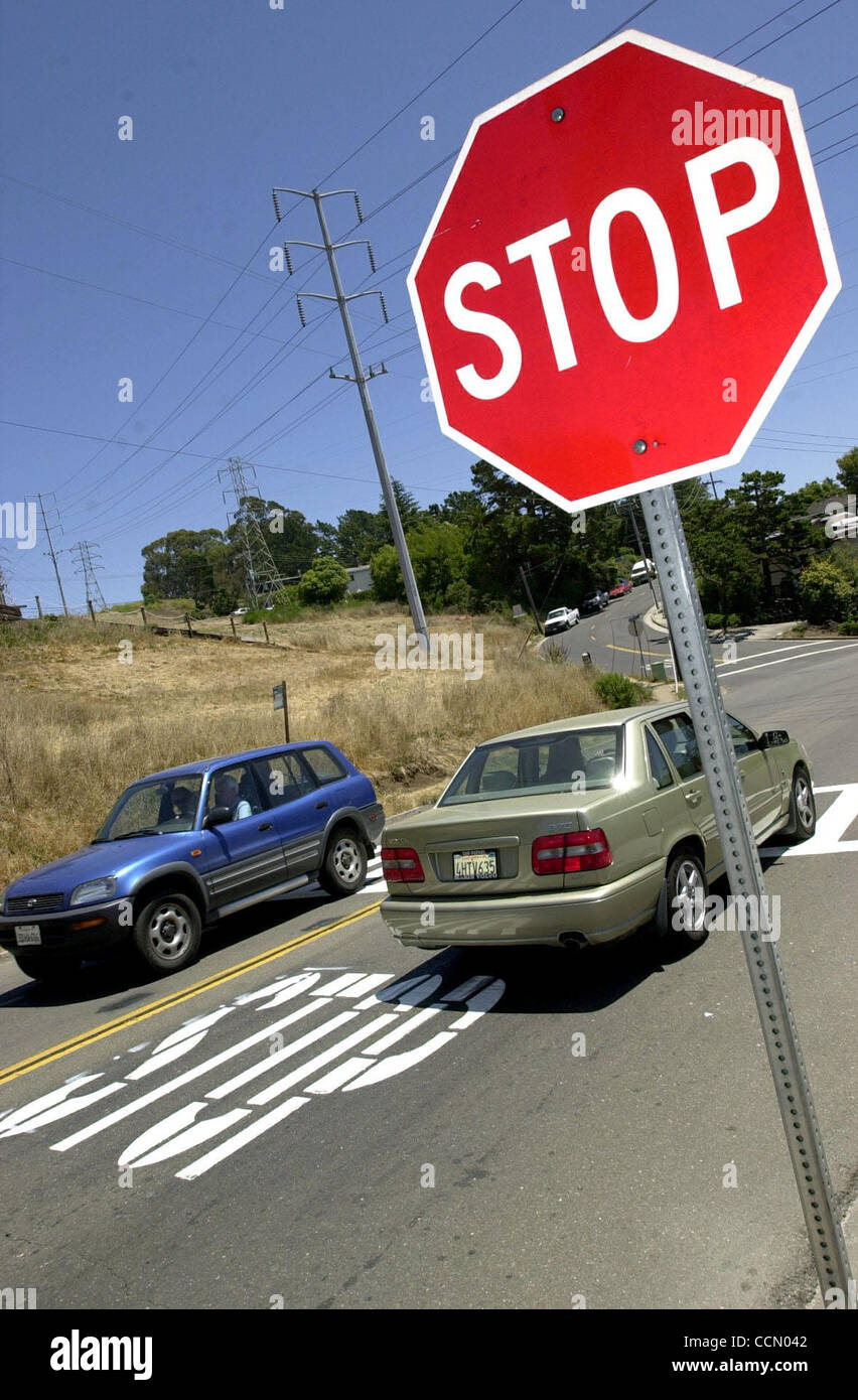 Four Way Intersection High Resolution Stock Photography and Images - Alamy