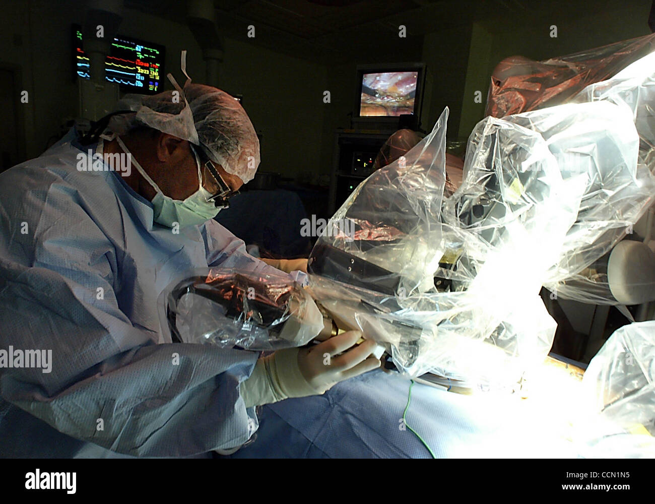 072704 biz heartsurgery4/7 - WESTON - Jeff Fineberg, PA, (cq) positions ...