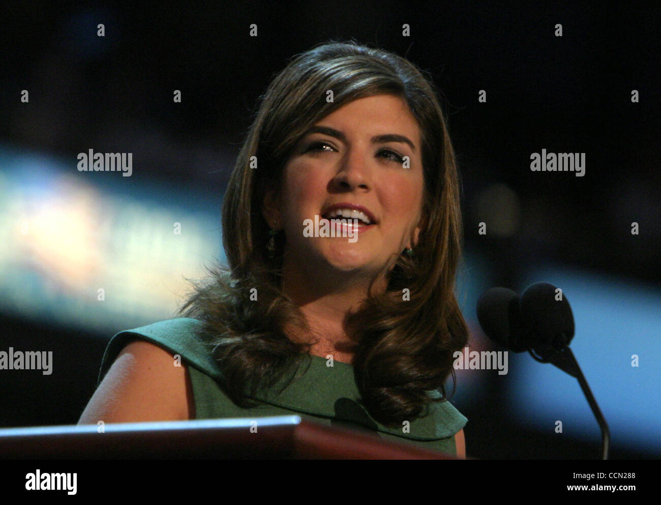 John edwards and 2004 hi-res stock photography and images - Alamy