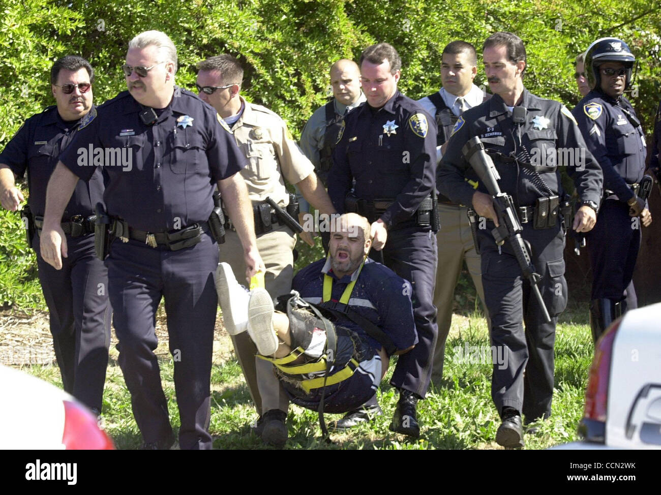 The suspect of an alleged attempted murder of a female is apprehended ...