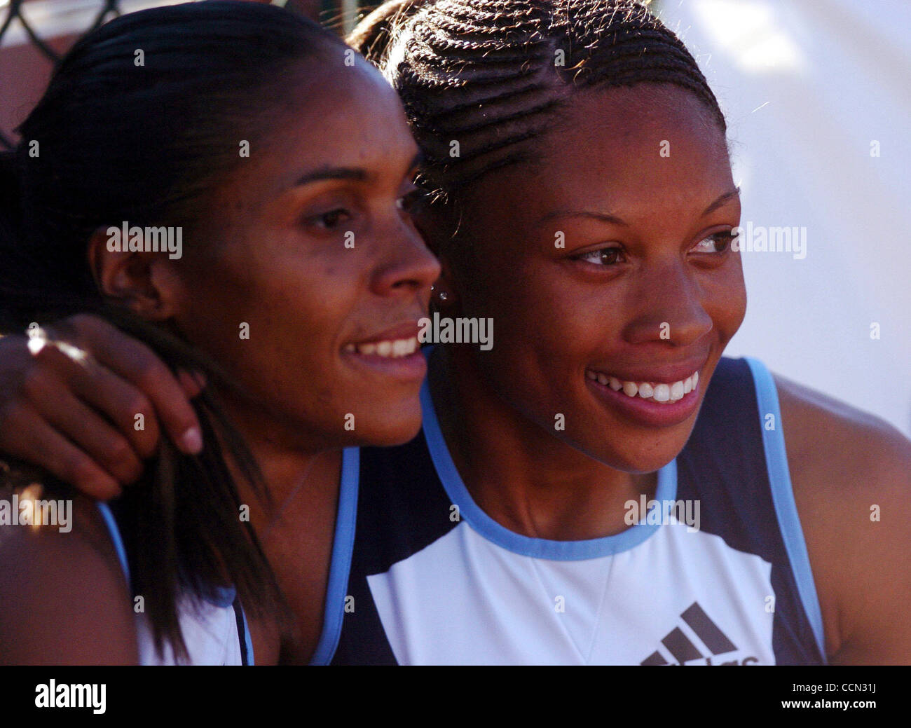 (RIGHT) Allyson Felix hugs Torri Edwards after the Women's 200 Meter ...