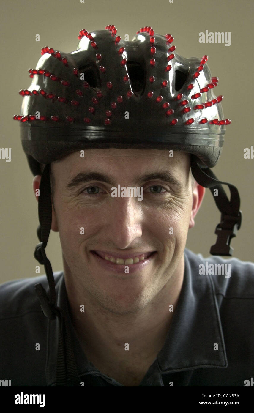 Zach Radding created a rollerblading helmet with 200 LED's when he ...