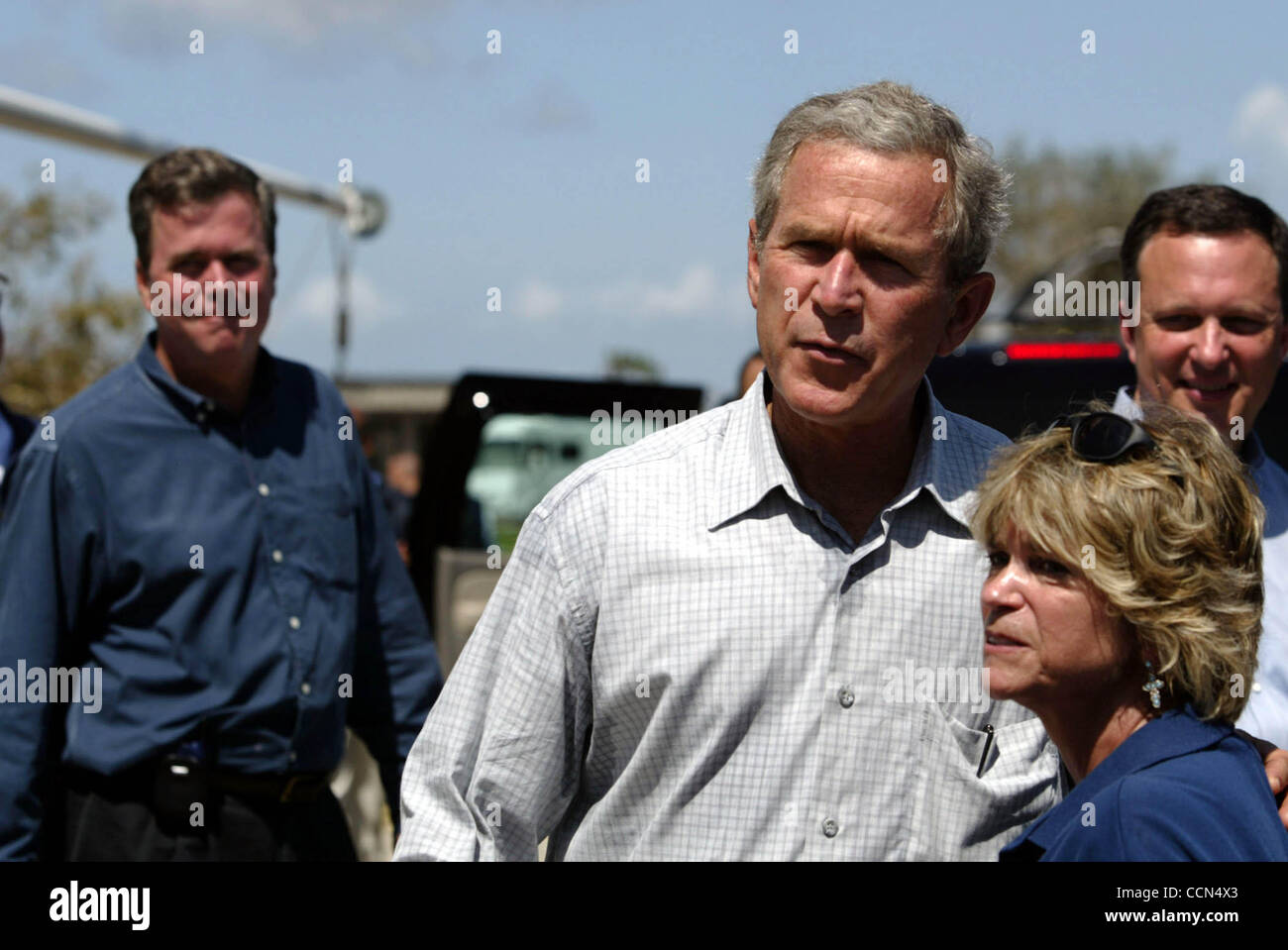081504 met Puntagorda9/9--President George Bush, with Kay Johnston ...