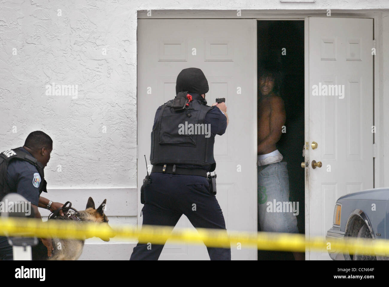 081904 met arrest--Riviera Beach--Riviera Beach Assistant Police Chief ...