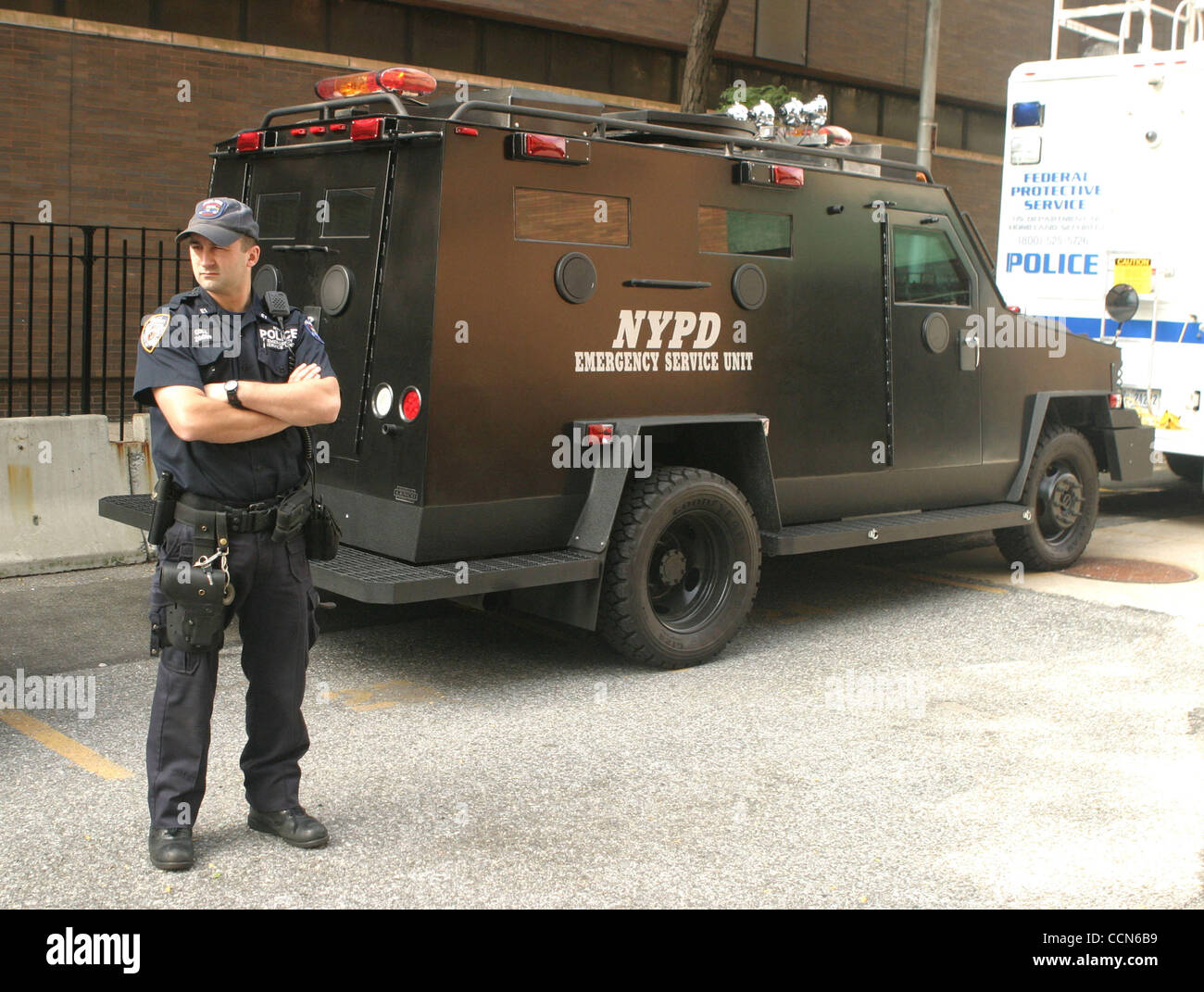 Nypd armoured vehicle hi-res stock photography and images - Alamy