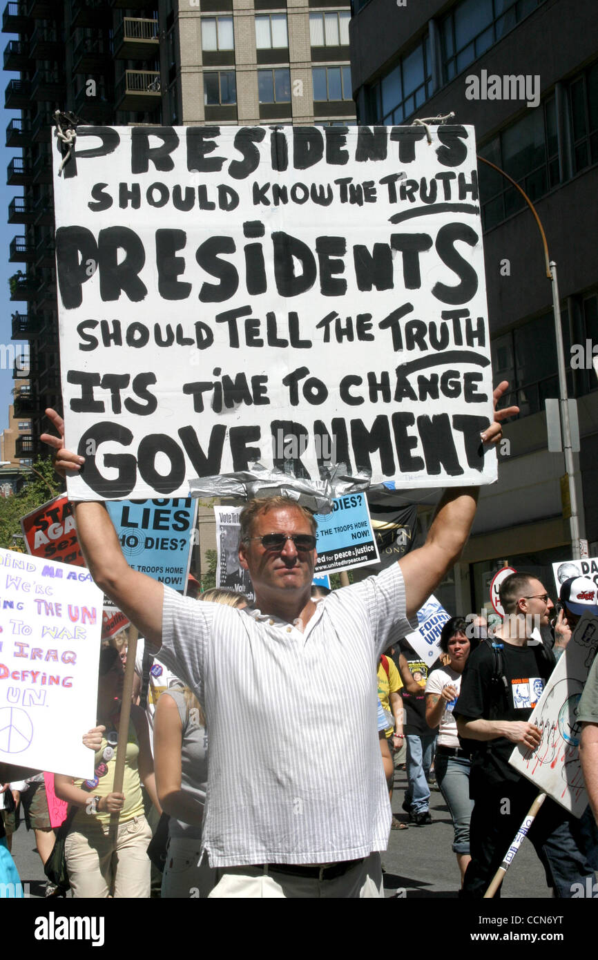 Hundreds of thousands in NYC today to protest the BUSH Agenda and the ...