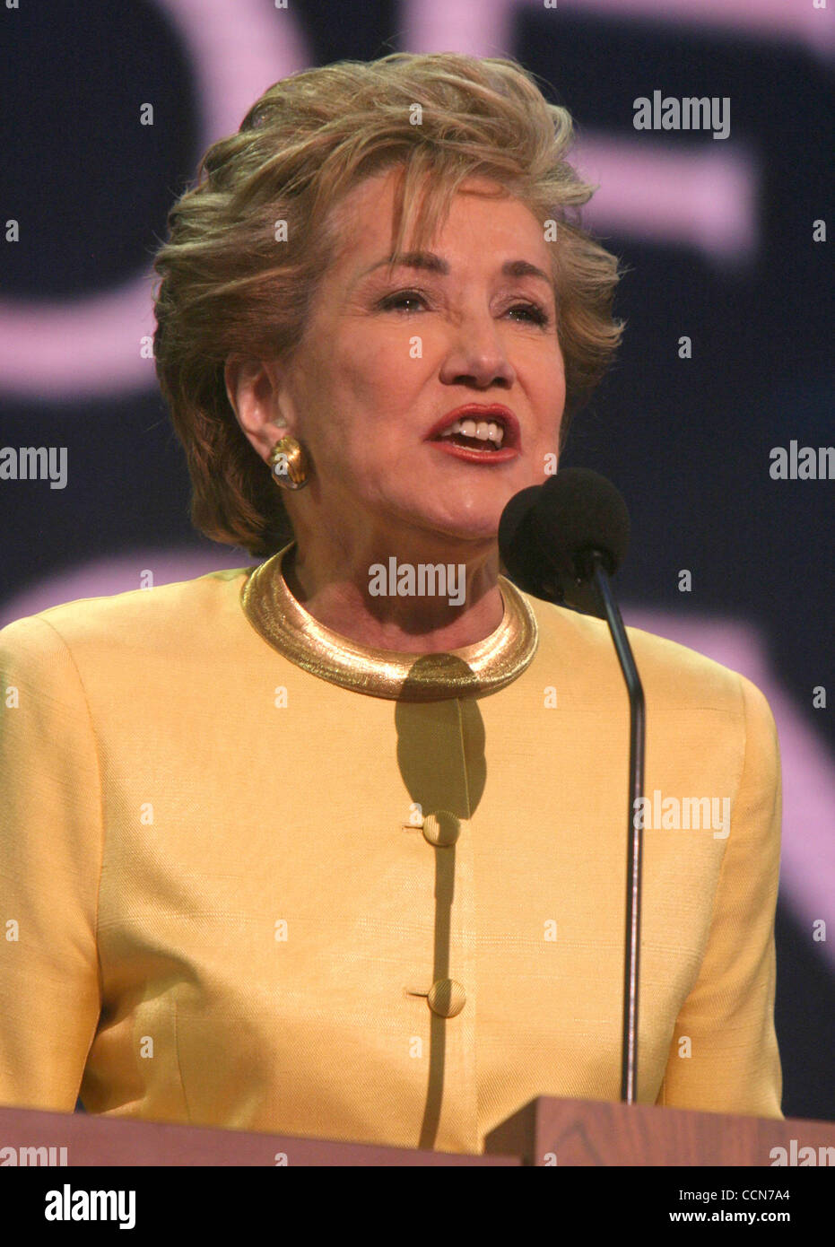 Elizabeth dole hi-res stock photography and images - Alamy