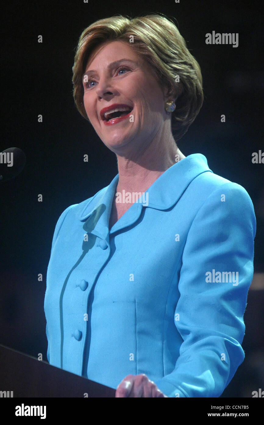 Aug 31, 2004; New York, NY, USA; First Lady LAURA BUSH at day two of ...