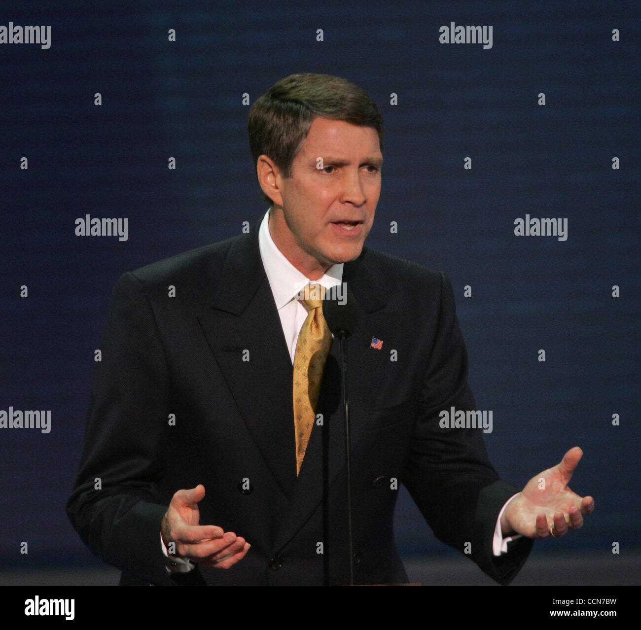 Photo by Shannon O'Brien/Cox News Service Slug: COX-GOP-MAIN01 NEW YORK ...
