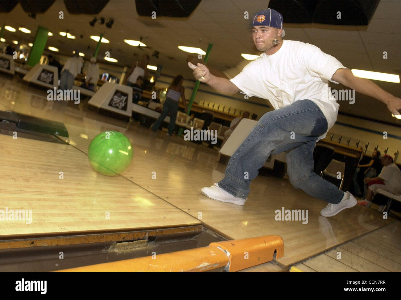 21:23 -- Eric Quarles, 23, of Pittsburg, shows nice form while knocking ...