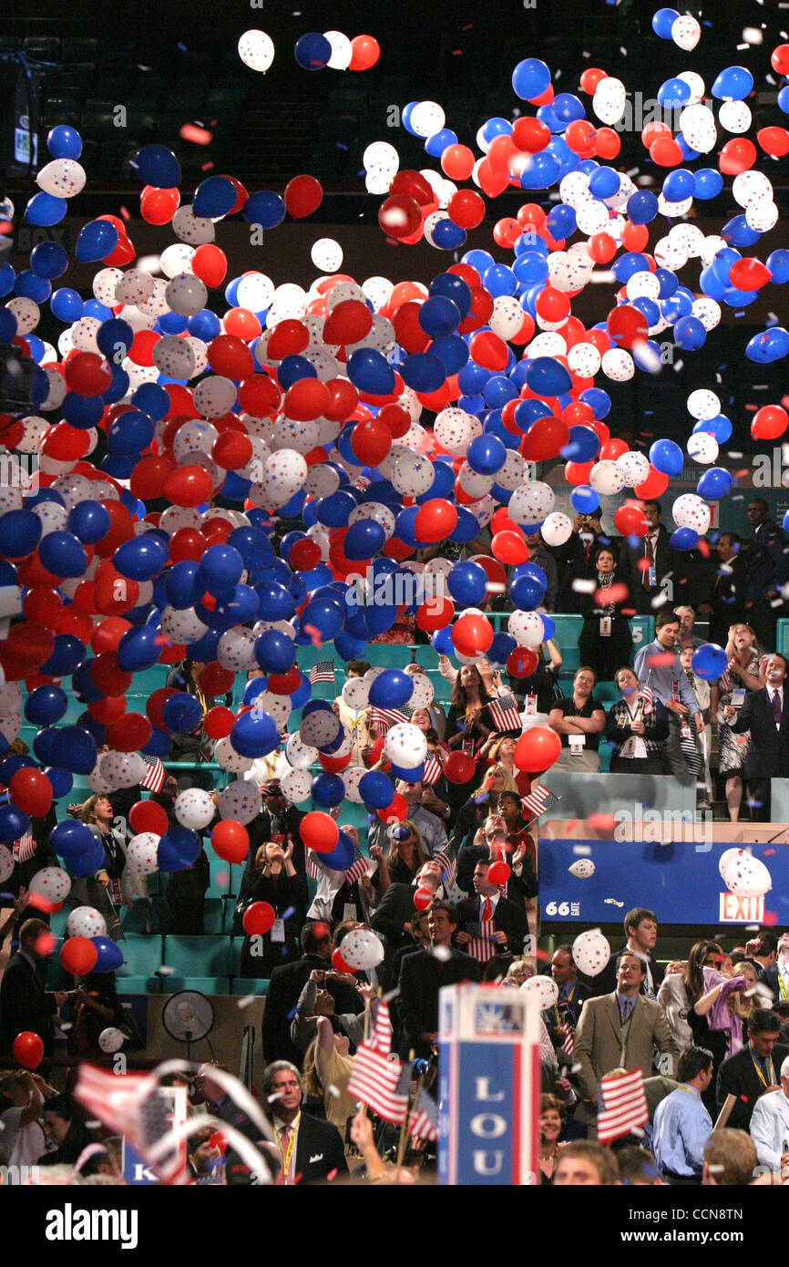 Sept 02, 2004; New York, NY, USA; Confetti & balloons dropon the ...