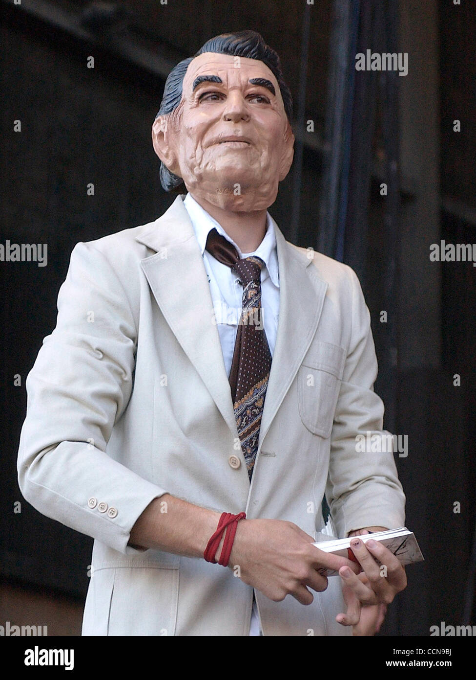 Ronald reagan mask hi-res stock photography and images - Alamy