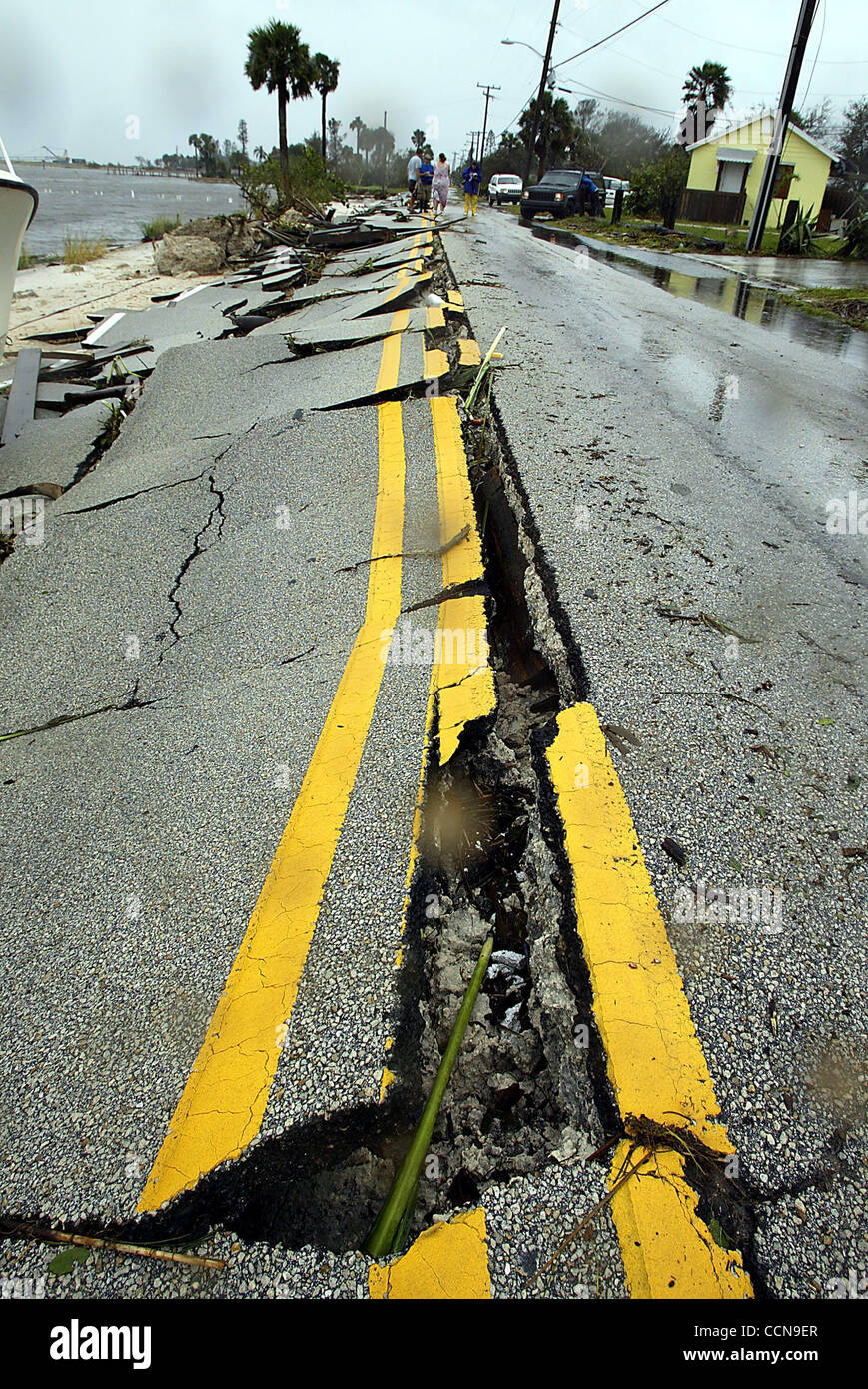 LIVE METRO, JENSEN BEACH, 9/5/04.......Indian Riiver Drive was badly ...