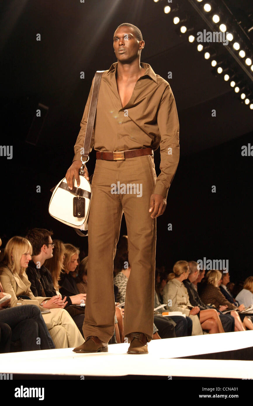 Kenneth cole models hi-res stock photography and images - Alamy