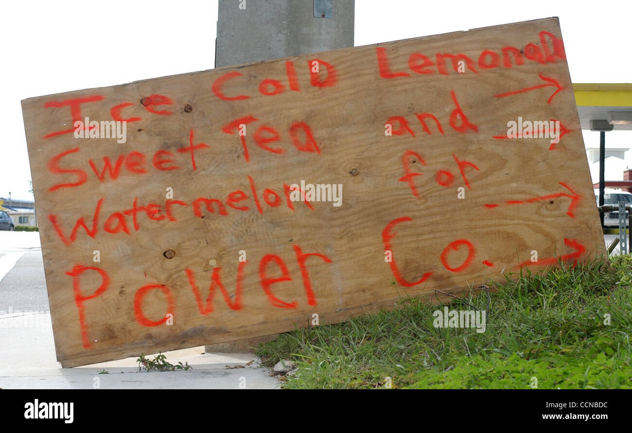 091204 HUR Sign JS-A - JENSEN BEACH: This sign, made by Kate and Jeremy ...