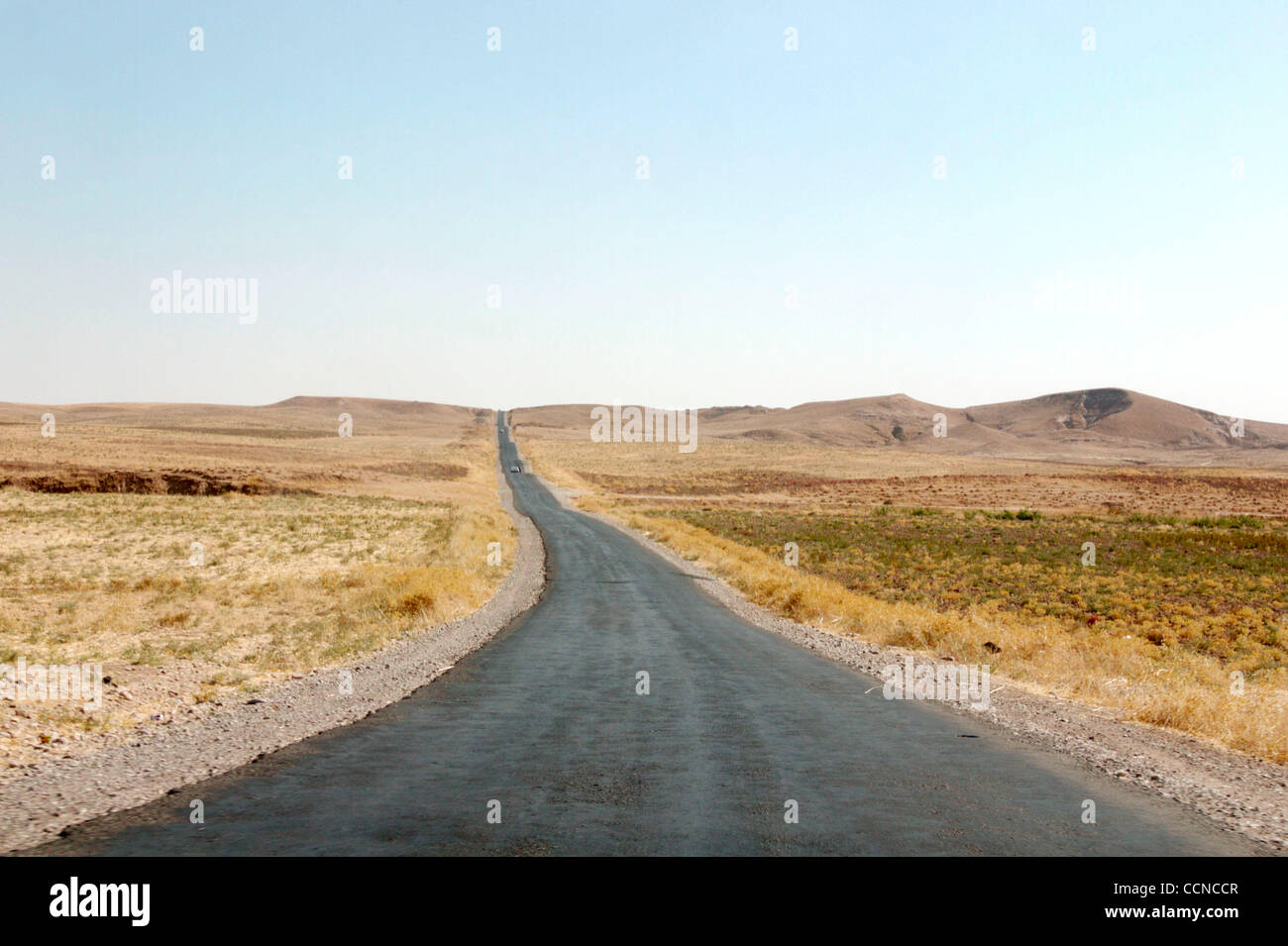 The road to Erbil, Iraq, in Iraqi Kurdistan, coming from the Turkish ...
