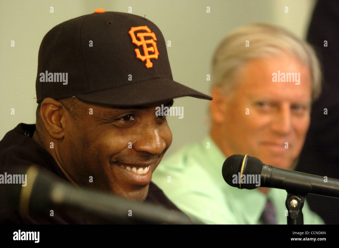 Sitting next to San Francisco Giants team president Peter Magowan ...