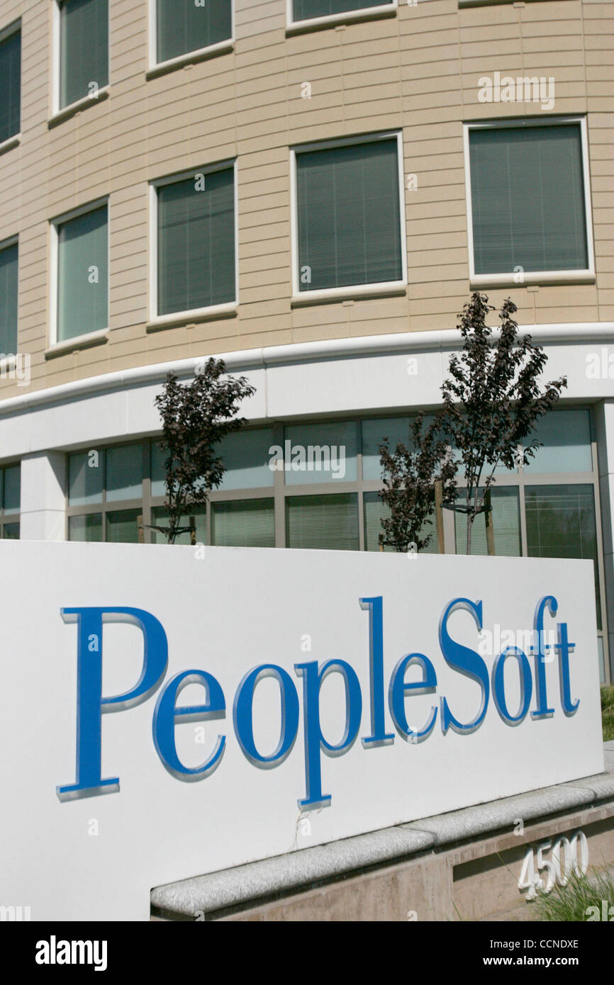Peoplesoft hi-res stock photography and images - Alamy