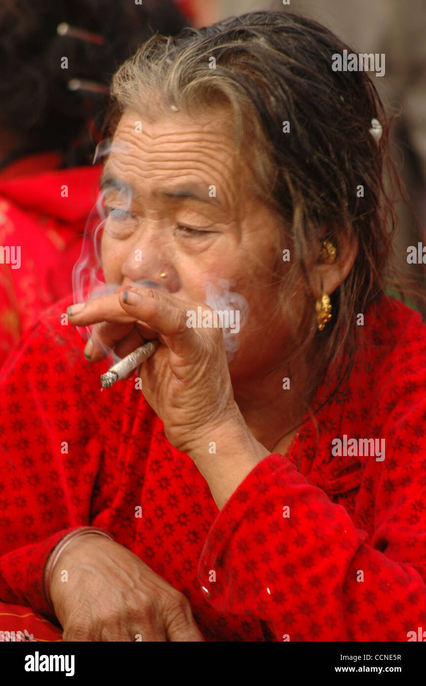 Pe 2004 hi-res stock photography and images - Alamy