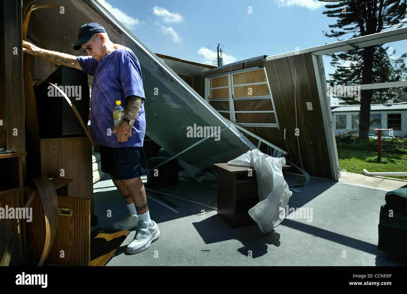 Park built in 1967 hi-res stock photography and images - Alamy