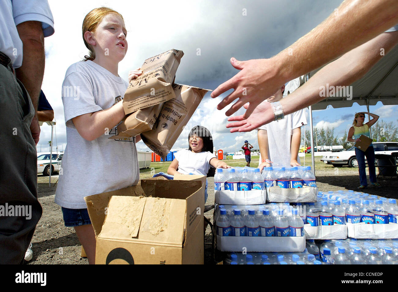 Fema distribution center hi-res stock photography and images - Alamy