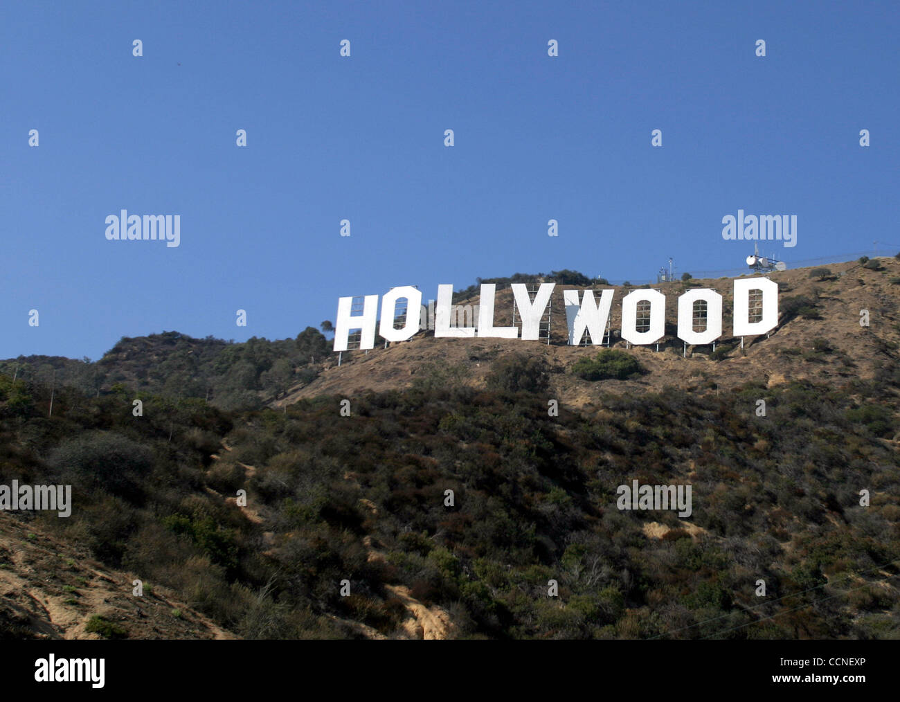 Oct 03, 2004; Los Angeles, CA, USA; The infamous Hollywood sign Stock ...