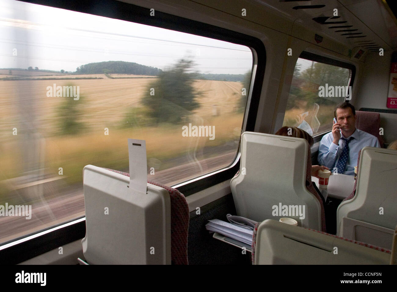 London to leeds train hi-res stock photography and images - Alamy