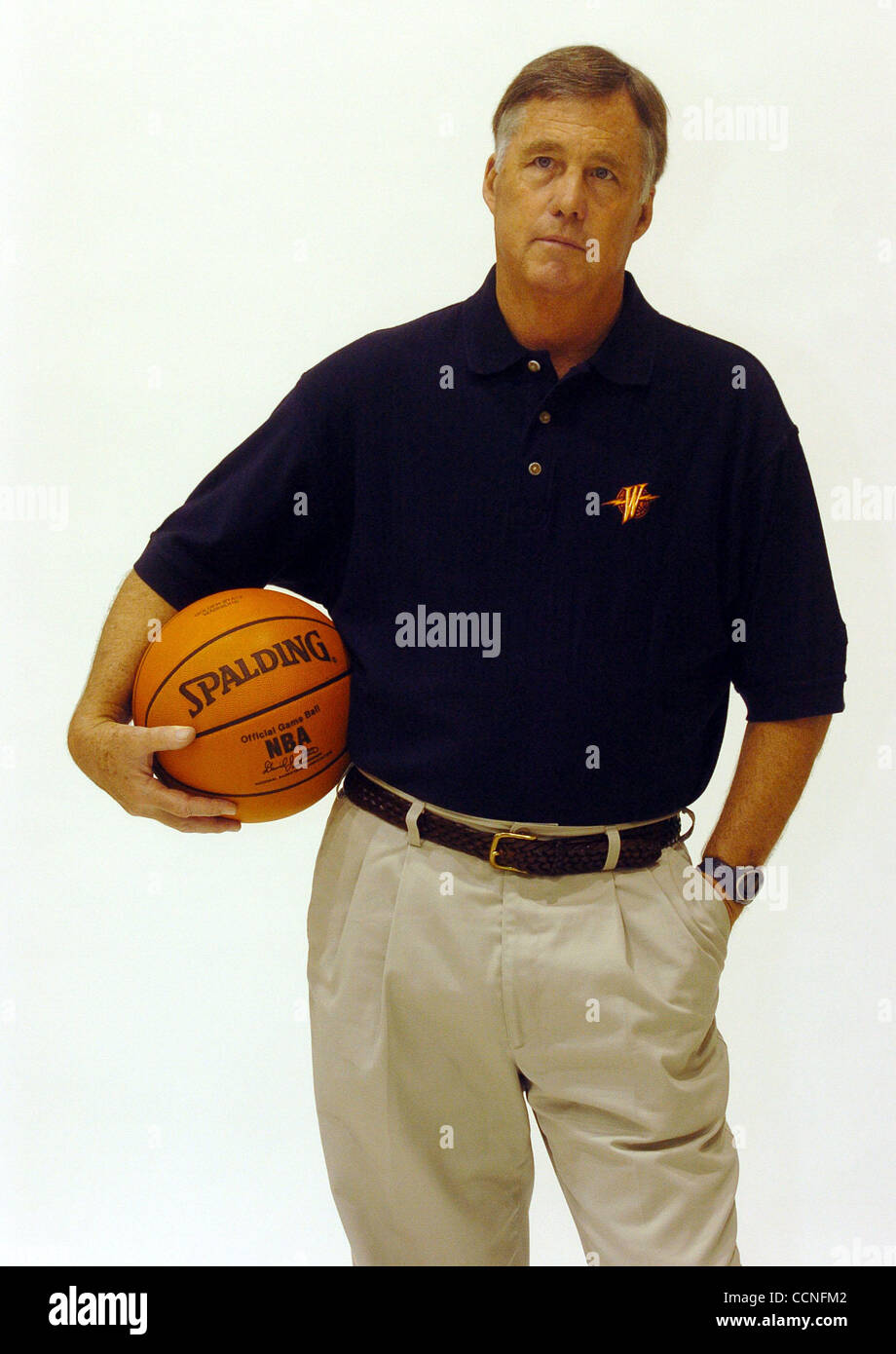Golden State Warriors head coach Mike Montgomery poses for team ...