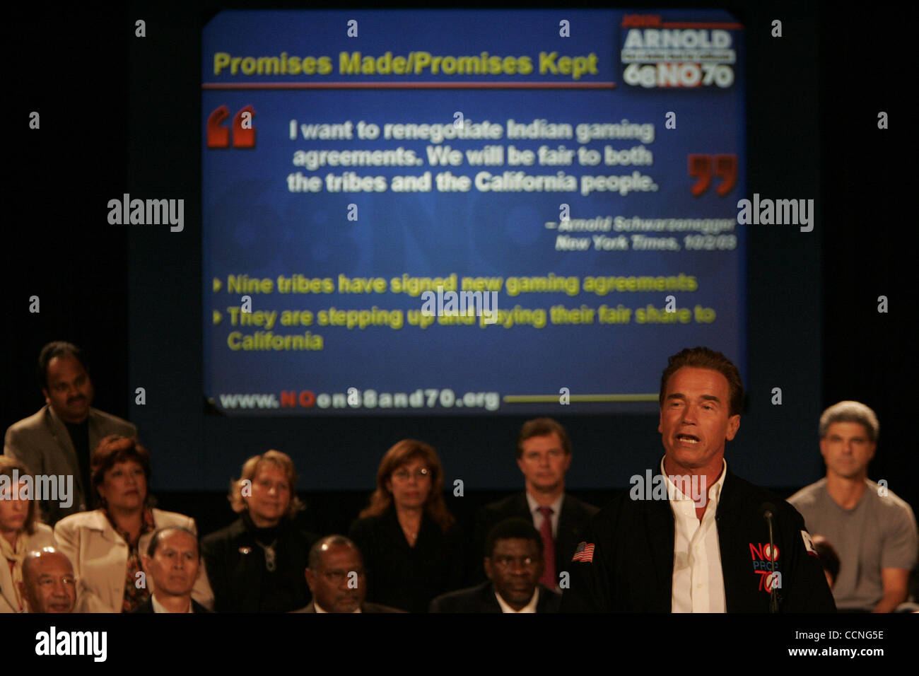 California governor arnold schwarzenegger holds hi-res stock ...