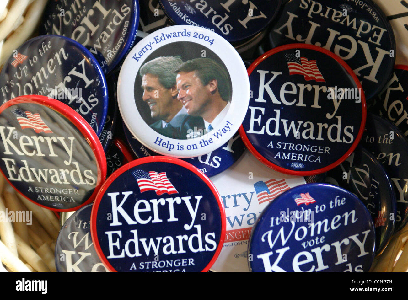 Kerry edwards supporters hi-res stock photography and images - Alamy