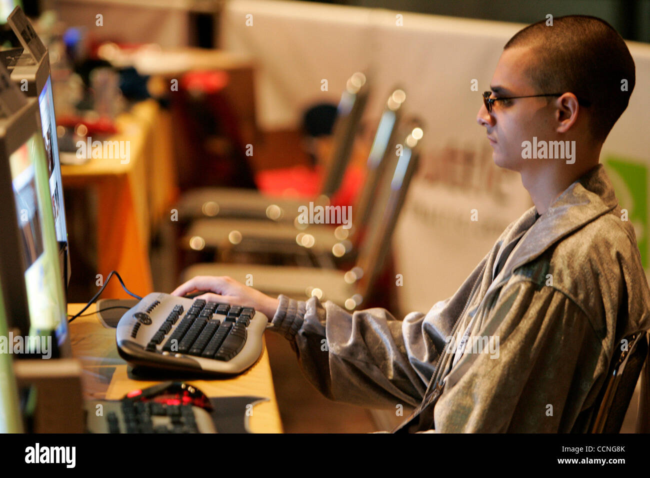 Cyber athletes hi-res stock photography and images - Alamy