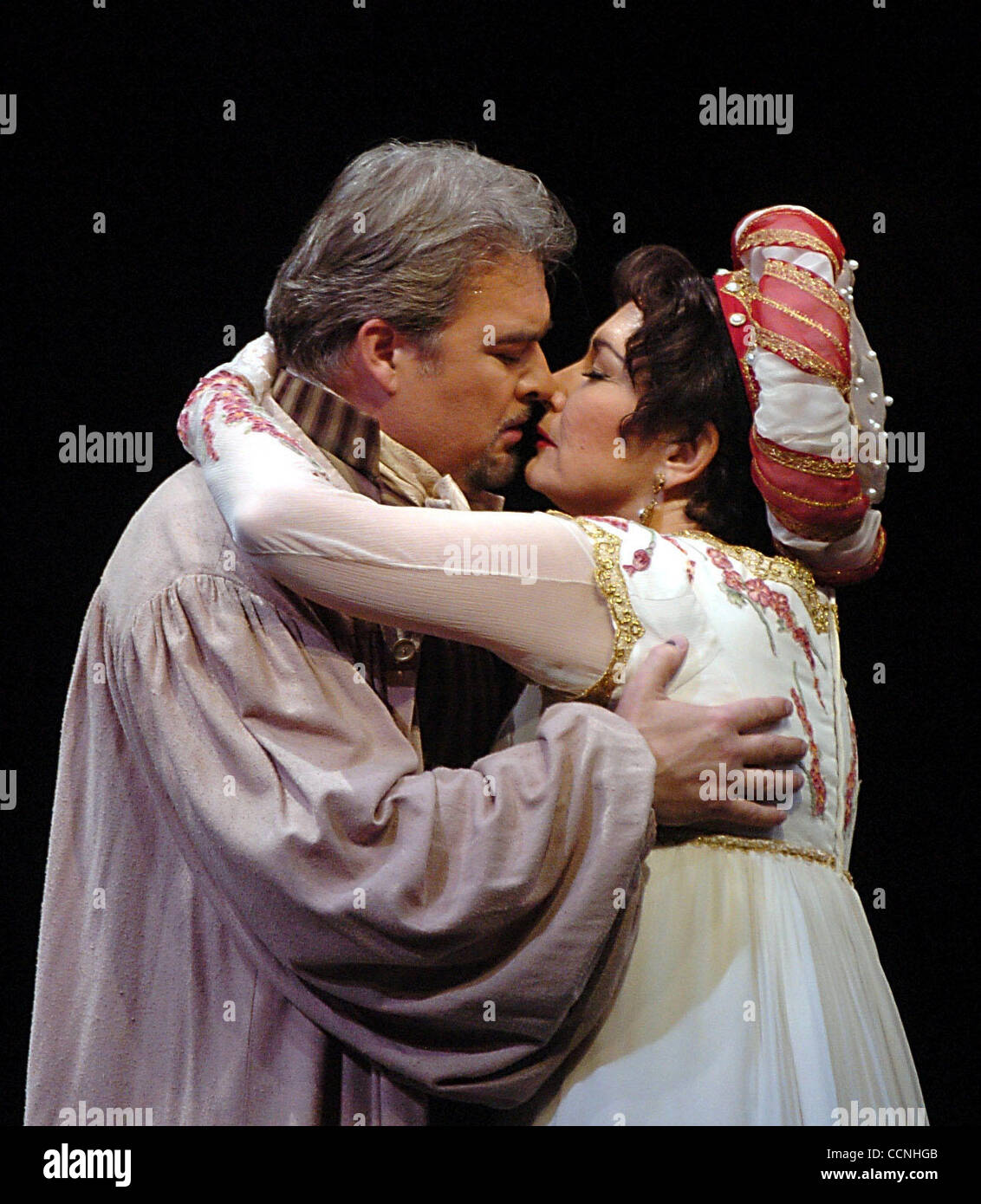 Mario Cavaradossi (Miraslov Dvorsky) and Floria Tosca (Carol Vaness ...