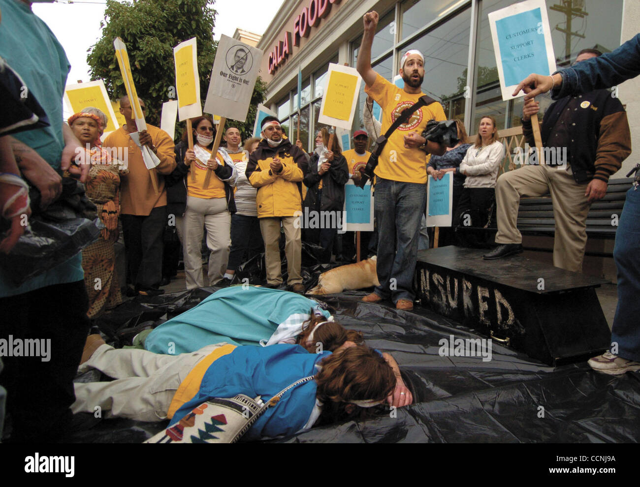 Ufcw mondon 2004 hi-res stock photography and images - Alamy