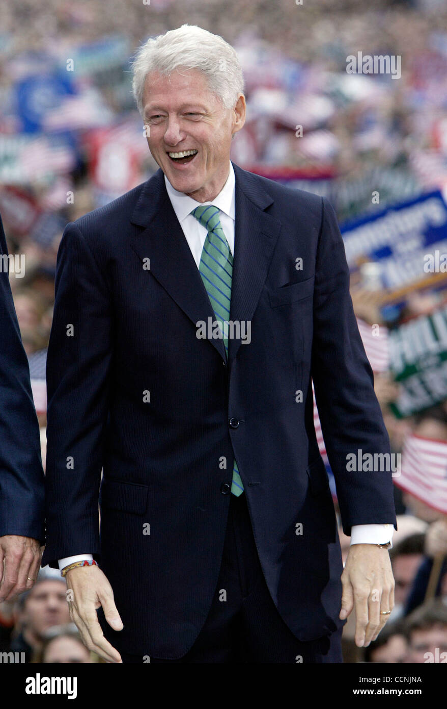 Oct 25, 2004; Philadelphia, PA, USA; Former U.S. President BILL CLINTON ...