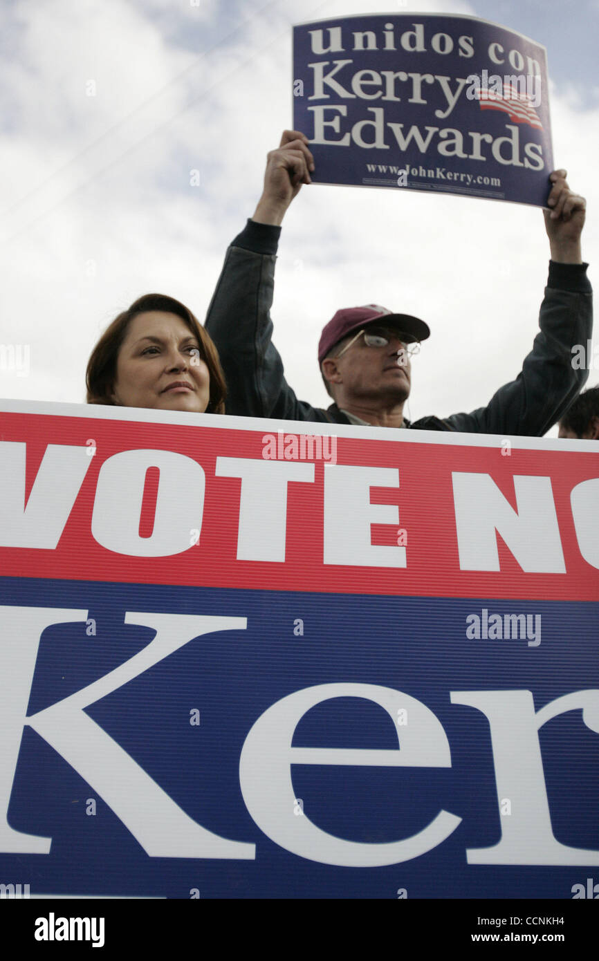 Us presidential election 2004 hi-res stock photography and images - Alamy