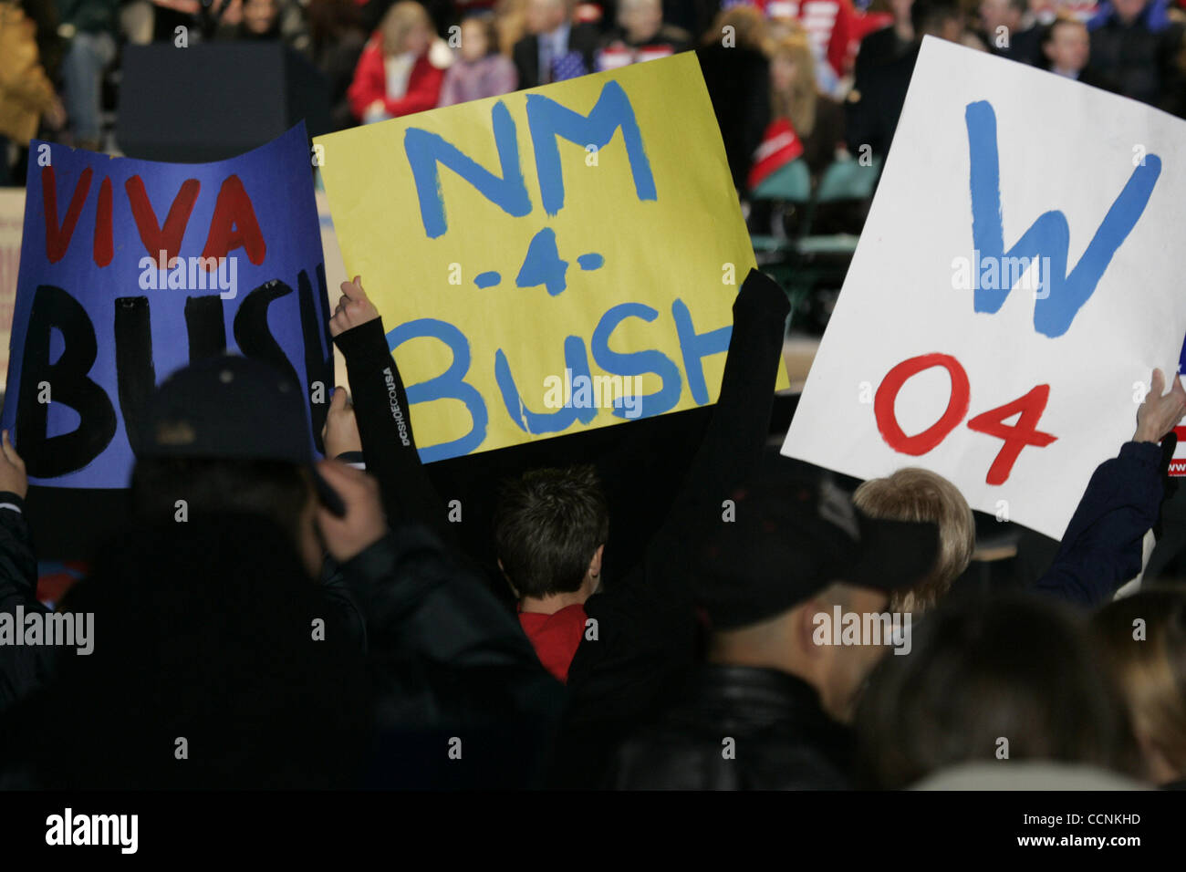 The day prior to the 2004 US Presidential election, campaigning is as ...