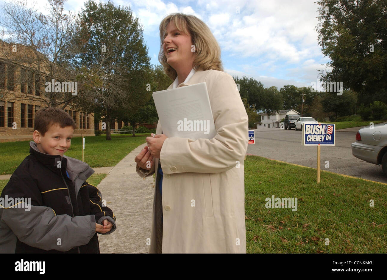 METRO- 288th District Judge Lori Massey campaigns with her son, Justin ...