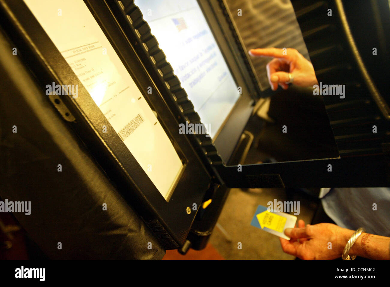 Touchscreen voting machine hi-res stock photography and images - Alamy