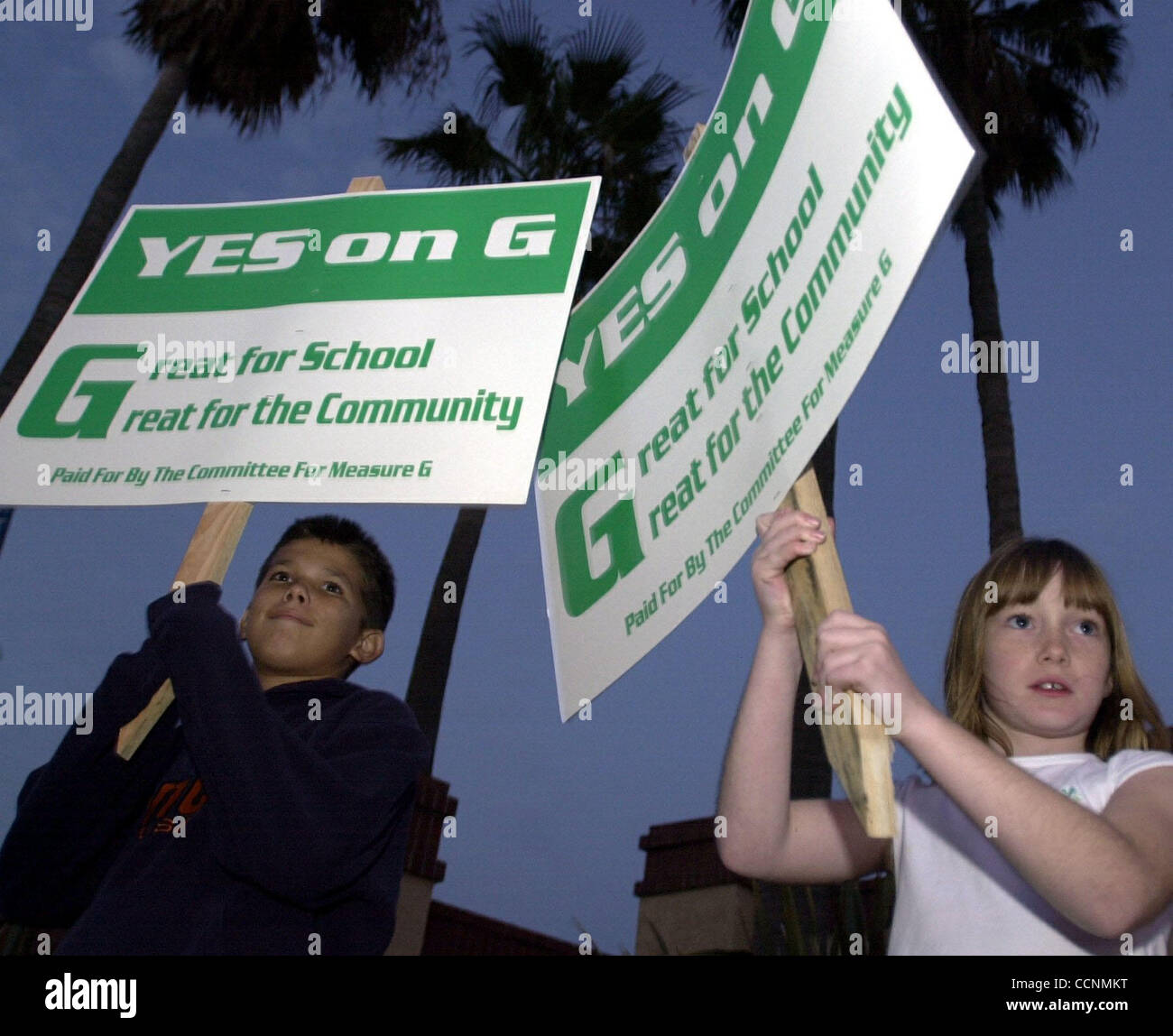 2004 Discovery Bay High Resolution Stock Photography and Images - Alamy
